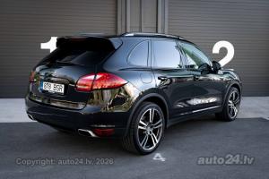 Melns Porsche Cayenne 2011 Tallina, ar dzinēja tilpumu 4.80 L un nobraukumu 266 tūkst. km par 12490 €, foto 9 vietnē AUTOMOTO.COM.LV
