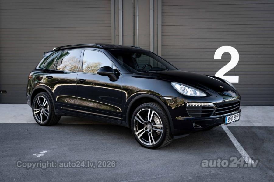 Melns Porsche Cayenne 2011 Tallina, ar dzinēja tilpumu 4.80 L un nobraukumu 266 tūkst. km par 12490 €, foto 10 vietnē AUTOMOTO.COM.LV