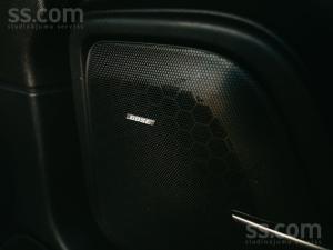 Black Porsche Cayenne 2011 in Riga, with an engine capacity of 3.00 L and mileage of 305 thousand km for 10950 €, photo 17 on AUTOMOTO.COM.LV