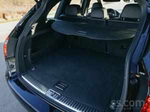 Black Porsche Cayenne 2011 in Riga, with an engine capacity of 3.00 L and mileage of 305 thousand km for 10950 €, photo 21 on AUTOMOTO.COM.LV