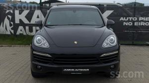 Black Porsche Cayenne 2011 in Liepaja, with an engine capacity of 3.00 L and mileage of 198 thousand km for 18500 €, photo  on AUTOMOTO.COM.LV