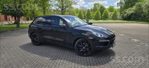 Melns Porsche Cayenne 2011 Dobele, ar dzinēja tilpumu 3.00 L un nobraukumu 306 tūkst. km par 12500 €, foto 4 vietnē AUTOMOTO.COM.LV
