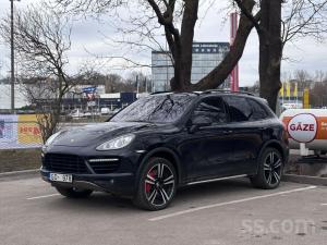 Черный Порше Каен 2011 в Рига, объемом двигателя 4.80 л и пробегом 242 тыс. км за 16500 €, фото  на AUTOMOTO.COM.LV