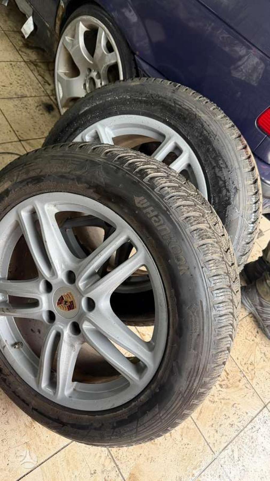 Black Porsche Cayenne 2011 in Riga, with an engine capacity of 4.81 L and mileage of 212 thousand km for 7500 €, photo 10 on AUTOMOTO.COM.LV
