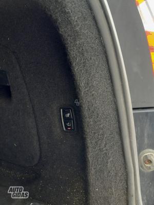 Melns Porsche Cayenne 2011 Viļņa, ar dzinēja tilpumu 3.00 L un nobraukumu 319 tūkst. km par 8500 €, foto 7 vietnē AUTOMOTO.COM.LV