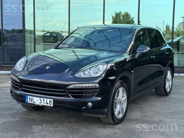 Melns Porsche Cayenne 2011 Rīga, ar dzinēja tilpumu 3.00 L un nobraukumu 0 tūkst. km par 18950 €, foto 1 vietnē AUTOMOTO.COM.LV