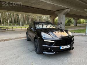Black Porsche Cayenne 2011 in Riga, with an engine capacity of 3.00 L and mileage of 280 thousand km for 25500 €, photo  on AUTOMOTO.COM.LV