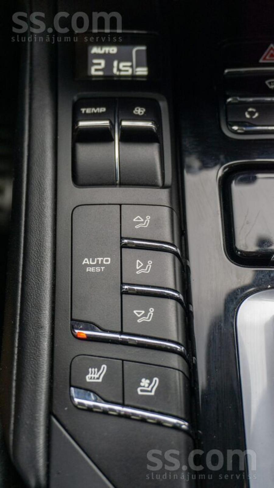 Black Porsche Cayenne 2011 in Riga, with an engine capacity of 4.80 L and mileage of 248 thousand km for 17990 €, photo 33 on AUTOMOTO.COM.LV