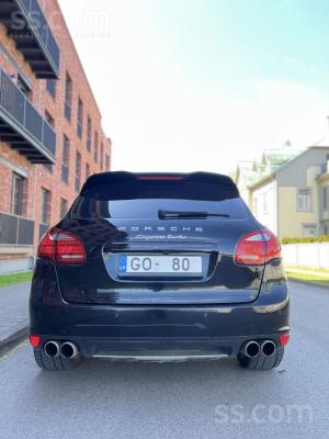 Black Porsche Cayenne 2011 in Riga, with an engine capacity of 4.80 L and mileage of 245 thousand km for 18500 €, photo 4 on AUTOMOTO.COM.LV