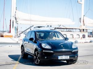 Melns Porsche Cayenne 2011 Tallina, ar dzinēja tilpumu 3.00 L un nobraukumu 266 tūkst. km par 17474 €, foto  vietnē AUTOMOTO.COM.LV