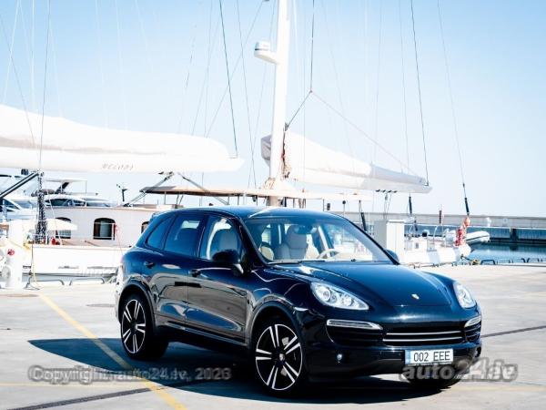 Porsche Cayenne 2011 Tallina vietnē Melns Porsche Cayenne 2011 Tallina, ar dzinēja tilpumu 3.00 L un nobraukumu 266 tūkst. km par 17474 €, foto 10 vietnē AUTOMOTO.COM.LV
