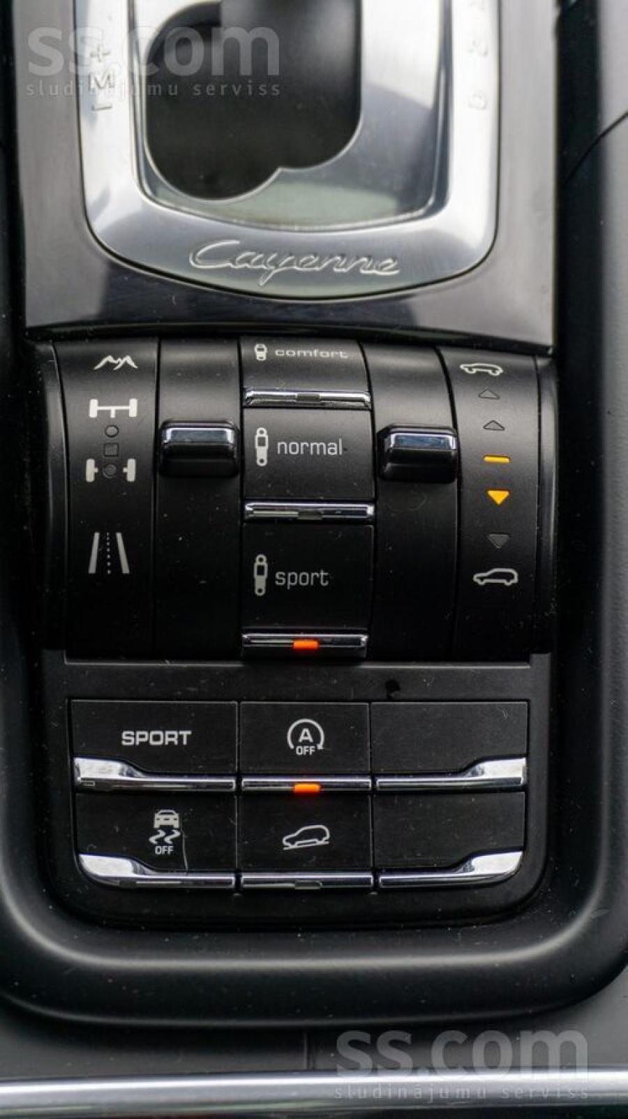 Black Porsche Cayenne 2011 in Riga, with an engine capacity of 4.80 L and mileage of 248 thousand km for 17990 €, photo 14 on AUTOMOTO.COM.LV