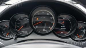 Black Porsche Cayenne 2011 in Riga, with an engine capacity of 4.80 L and mileage of 248 thousand km for 17990 €, photo 21 on AUTOMOTO.COM.LV