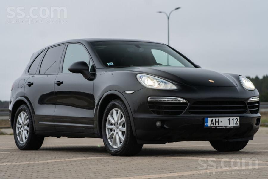 Melns Porsche Cayenne 2012 Rīga, ar dzinēja tilpumu 3.00 L un nobraukumu 229 tūkst. km par 17950 €, foto 1 vietnē AUTOMOTO.COM.LV