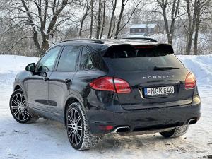 Melns Porsche Cayenne 2012 Viļņa, ar dzinēja tilpumu 2.97 L un nobraukumu 220 tūkst. km par 16700 €, foto 9 vietnē AUTOMOTO.COM.LV