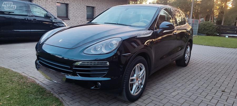 Black Porsche Cayenne 2012 in Klaipeda, with an engine capacity of 3.60 L and mileage of 190 thousand km for 11500 €, photo 4 on AUTOMOTO.COM.LV