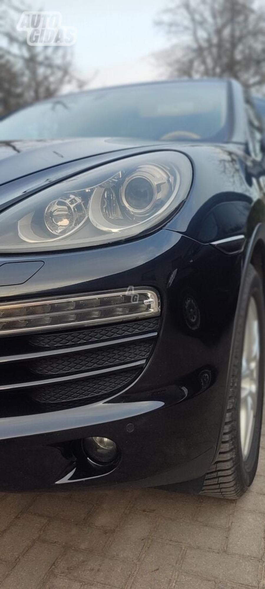Black Porsche Cayenne 2012 in Klaipeda, with an engine capacity of 3.60 L and mileage of 190 thousand km for 11500 €, photo 7 on AUTOMOTO.COM.LV
