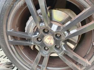 Melns Porsche Cayenne 2012 Rīga, ar dzinēja tilpumu 3.00 L un nobraukumu 279 tūkst. km par 16900 €, foto 18 vietnē AUTOMOTO.COM.LV
