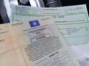 Melns Porsche Cayenne 2012 Rīga, ar dzinēja tilpumu 3.00 L un nobraukumu 279 tūkst. km par 16900 €, foto 22 vietnē AUTOMOTO.COM.LV