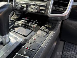 Melns Porsche Cayenne 2012 Rīga, ar dzinēja tilpumu 3.00 L un nobraukumu 363 tūkst. km par 15500 €, foto 13 vietnē AUTOMOTO.COM.LV