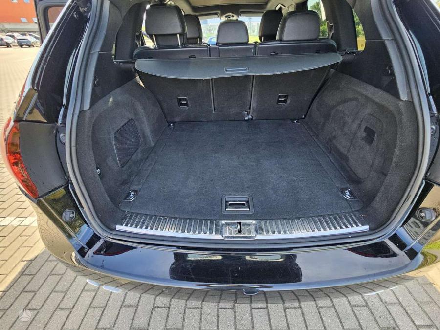 Black Porsche Cayenne 2012 in Vilnius, with an engine capacity of 2.97 L and mileage of 282 thousand km for 16500 €, photo 13 on AUTOMOTO.COM.LV