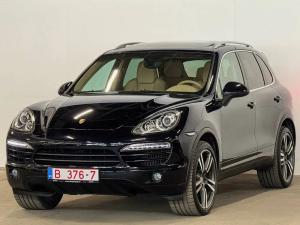 Black Porsche Cayenne 2012 in Jurmala, with an engine capacity of 3.00 L and mileage of 330 thousand km for 14995 €, photo 3 on AUTOMOTO.COM.LV