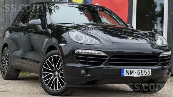 Melns Porsche Cayenne 2012 Rīga, ar dzinēja tilpumu 3.00 L un nobraukumu 0 tūkst. km par 13300 €, foto 3 vietnē AUTOMOTO.COM.LV