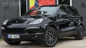 Melns Porsche Cayenne 2012 Rīga, ar dzinēja tilpumu 3.00 L un nobraukumu 0 tūkst. km par 13300 €, foto 4 vietnē AUTOMOTO.COM.LV