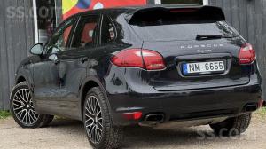 Melns Porsche Cayenne 2012 Rīga, ar dzinēja tilpumu 3.00 L un nobraukumu 0 tūkst. km par 13300 €, foto 6 vietnē AUTOMOTO.COM.LV
