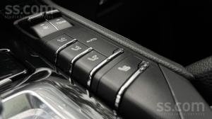Melns Porsche Cayenne 2012 Rīga, ar dzinēja tilpumu 3.00 L un nobraukumu 0 tūkst. km par 13300 €, foto 20 vietnē AUTOMOTO.COM.LV