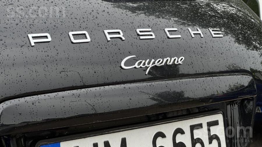 Melns Porsche Cayenne 2012 Rīga, ar dzinēja tilpumu 3.00 L un nobraukumu 0 tūkst. km par 13300 €, foto 29 vietnē AUTOMOTO.COM.LV