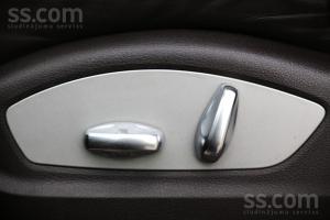 Melns Porsche Cayenne 2012 Rīga, ar dzinēja tilpumu 3.00 L un nobraukumu 331 tūkst. km par 13495 €, foto 16 vietnē AUTOMOTO.COM.LV