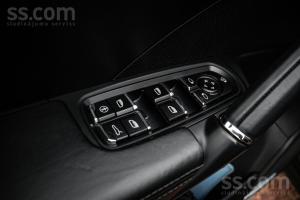 Melns Porsche Cayenne 2012 Daugavpils, ar dzinēja tilpumu 3.00 L un nobraukumu 271 tūkst. km par 16000 €, foto 14 vietnē AUTOMOTO.COM.LV