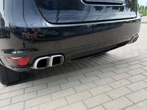 Black Porsche Cayenne 2012 in Utena, with an engine capacity of 2.97 L and mileage of 267 thousand km for 15695 €, photo 14 on AUTOMOTO.COM.LV