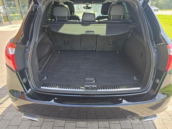 Black Porsche Cayenne 2012 in Riga, with an engine capacity of 3.00 L and mileage of 292 thousand km for 15500 €, photo 6 on AUTOMOTO.COM.LV