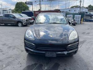 Melns Porsche Cayenne 2012 Viļņa, ar dzinēja tilpumu 4.81 L un nobraukumu 311 tūkst. km par 7450 €, foto 4 vietnē AUTOMOTO.COM.LV