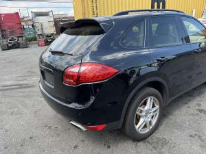 Melns Porsche Cayenne 2012 Viļņa, ar dzinēja tilpumu 4.81 L un nobraukumu 311 tūkst. km par 7450 €, foto 12 vietnē AUTOMOTO.COM.LV