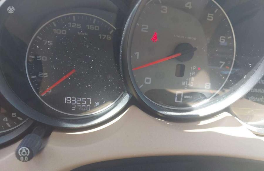 Melns Porsche Cayenne 2012 Viļņa, ar dzinēja tilpumu 4.81 L un nobraukumu 311 tūkst. km par 7450 €, foto 15 vietnē AUTOMOTO.COM.LV