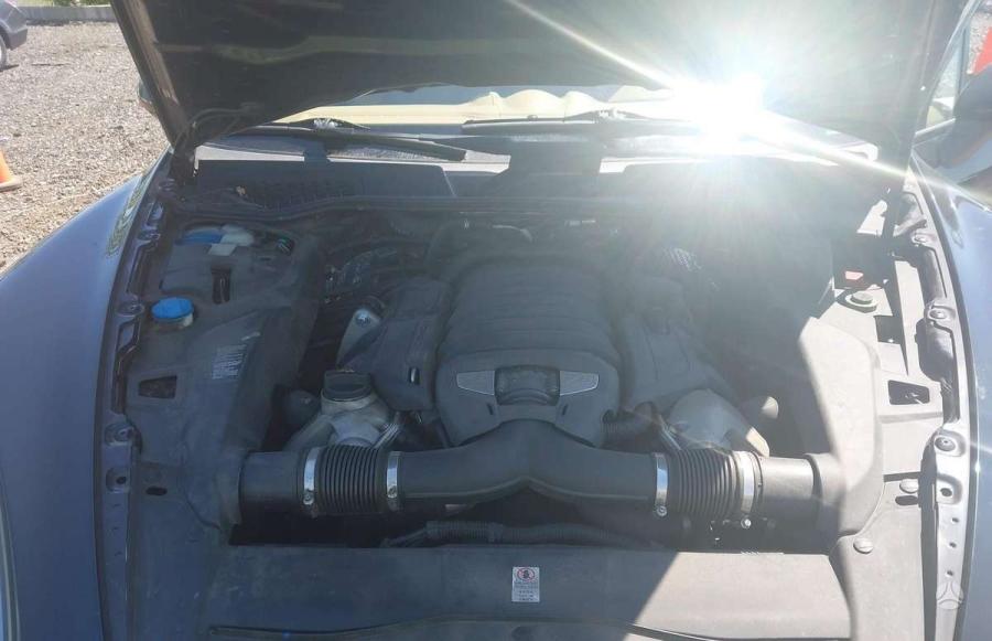 Melns Porsche Cayenne 2012 Viļņa, ar dzinēja tilpumu 4.81 L un nobraukumu 311 tūkst. km par 7450 €, foto 22 vietnē AUTOMOTO.COM.LV