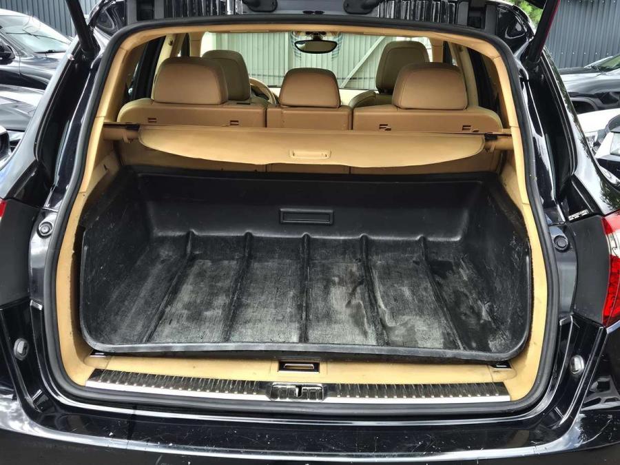 Black Porsche Cayenne 2012 in Vilnius, with an engine capacity of 4.81 L and mileage of 311 thousand km for 7450 €, photo 14 on AUTOMOTO.COM.LV