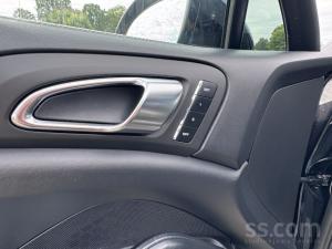 Black Porsche Cayenne 2012 in Riga, with an engine capacity of 3.00 L and mileage of 0 thousand km for 13750 €, photo 8 on AUTOMOTO.COM.LV