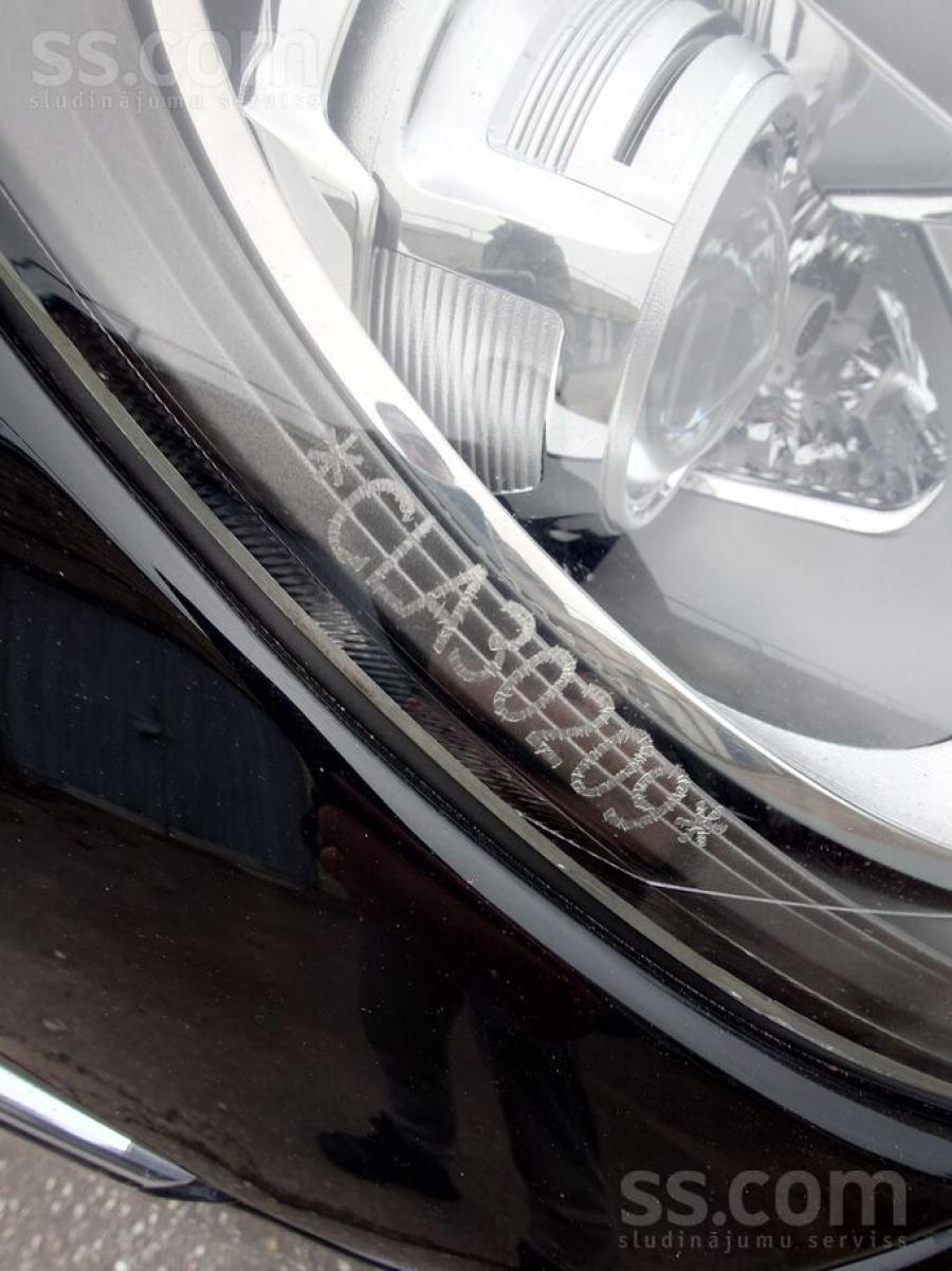 Melns Porsche Cayenne 2012 Rīga, ar dzinēja tilpumu 3.00 L un nobraukumu 220 tūkst. km par 14950 €, foto 16 vietnē AUTOMOTO.COM.LV