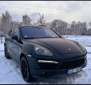 Melns Porsche Cayenne 2013 Talsi, ar dzinēja tilpumu 4.20 L un nobraukumu 219 tūkst. km par 20000 €, foto  vietnē AUTOMOTO.COM.LV