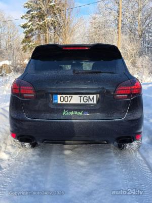 Black Porsche Cayenne 2013 in Tallinn, with an engine capacity of 3.00 L and mileage of 283 thousand km for 18000 €, photo 3 on AUTOMOTO.COM.LV