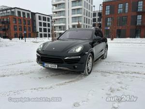 Black Porsche Cayenne 2013 in Tallinn, with an engine capacity of 3.00 L and mileage of 257 thousand km for 17990 €, photo  on AUTOMOTO.COM.LV