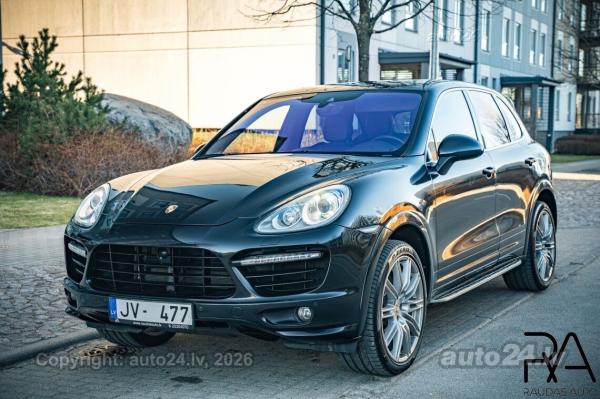 Black Porsche Cayenne 2013 in Riga, with an engine capacity of 4.80 L and mileage of 240 thousand km for 19990 €, photo 1 on AUTOMOTO.COM.LV