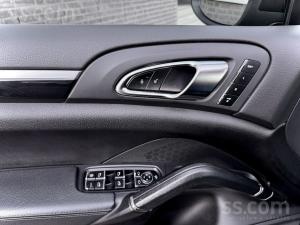 Black Porsche Cayenne 2013 in Riga, with an engine capacity of 3.00 L and mileage of 186 thousand km for 20990 €, photo 14 on AUTOMOTO.COM.LV