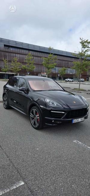 Black Porsche Cayenne 2013 in Klaipeda, with an engine capacity of 4.80 L and mileage of 209 thousand km for 16800 €, photo  on AUTOMOTO.COM.LV