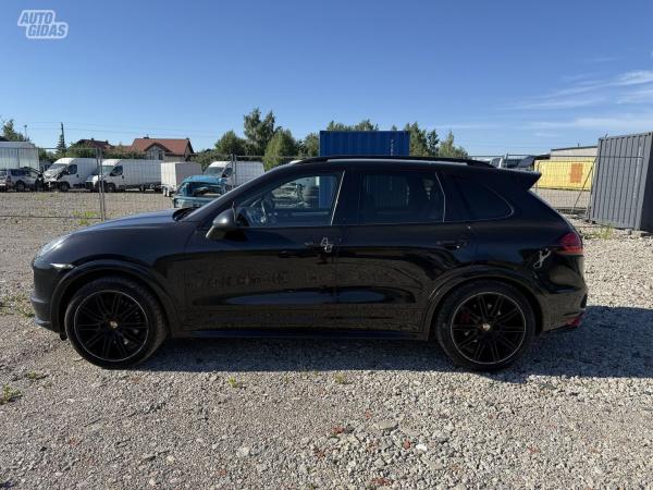 Melns Porsche Cayenne 2013 Viļņa, ar dzinēja tilpumu 4.80 L un nobraukumu 480 tūkst. km par 7200 €, foto 8 vietnē AUTOMOTO.COM.LV