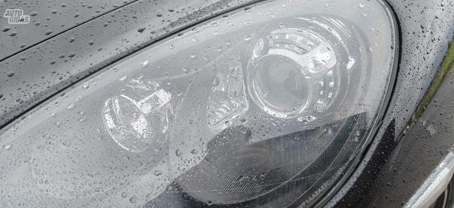 Melns Porsche Cayenne 2013 Viļņa, ar dzinēja tilpumu 3.60 L un nobraukumu 198 tūkst. km par 13300 €, foto 7 vietnē AUTOMOTO.COM.LV